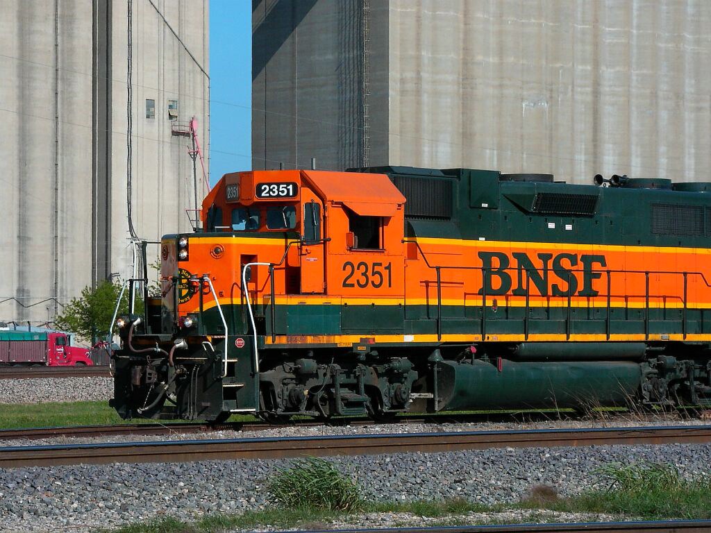 BNSF 2351
